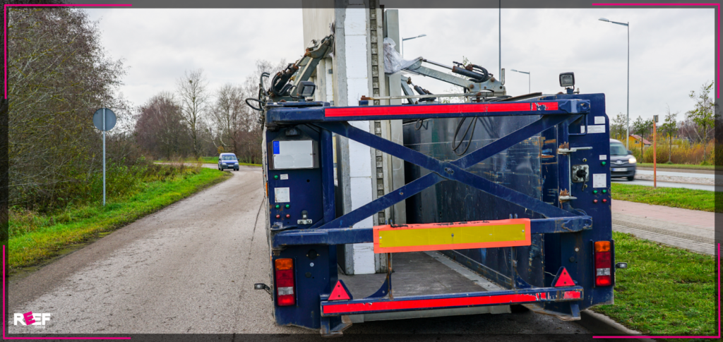 Choosing the right low loader for your transportation needs | Reef Group